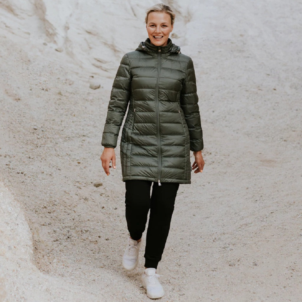 Moke Sarah Packable Down Coat – Horse in the Box